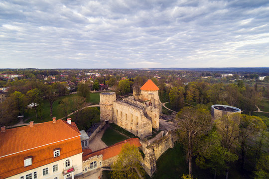 Cesis Bilder – Durchsuchen 3,776 Archivfotos, Vektorgrafiken und Videos ...