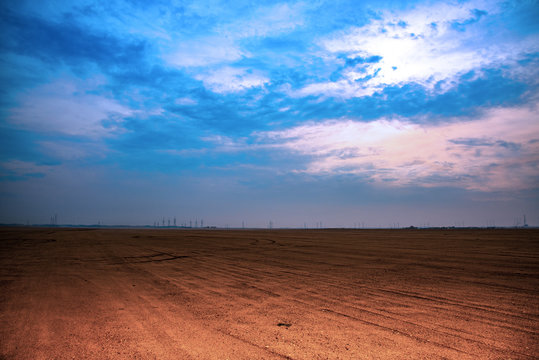 Kuwait Desert Bilder – Durchsuchen 1,459 Archivfotos, Vektorgrafiken ...