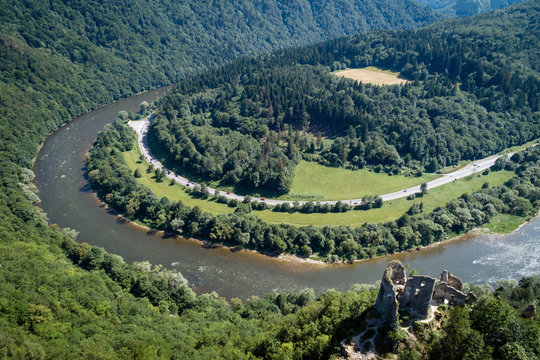 Meander Billeder – Gennemse 61,273 stockfotos, vektorer og videoer ...