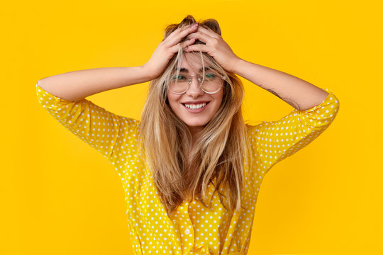 รูปภาพTousling – เลือกดูภาพถ่ายสต็อก เวกเตอร์ และวิดีโอ128,550 | Adobe ...