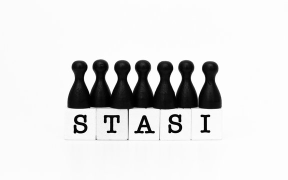 「Stasi」の写真素材 | 706件の無料イラスト画像 | Adobe Stock