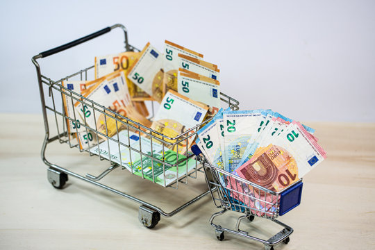 「Geldverlust」の画像 - 214 件の Stock 写真、ベクターおよびビデオ | Adobe Stock