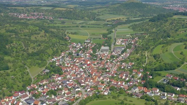 Neidlingen 影像 – 瀏覽 252 個素材庫相片、向量圖和影片 | Adobe Stock