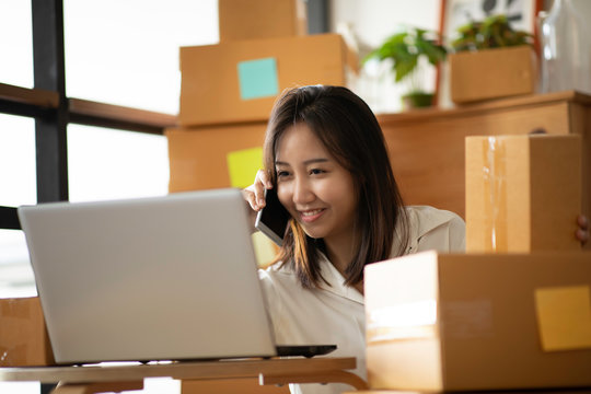 Merchant Images – Browse 88,611 Stock Photos, Vectors, and Video ...