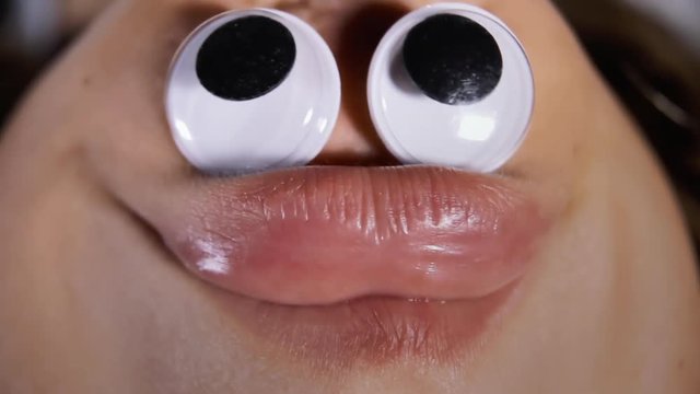 Afbeeldingen over Duck-Face – Blader in stockfoto's, vectoren en video ...