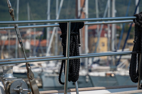 รูปภาพReling – เลือกดูภาพถ่ายสต็อก เวกเตอร์ และวิดีโอ2,929 | Adobe Stock