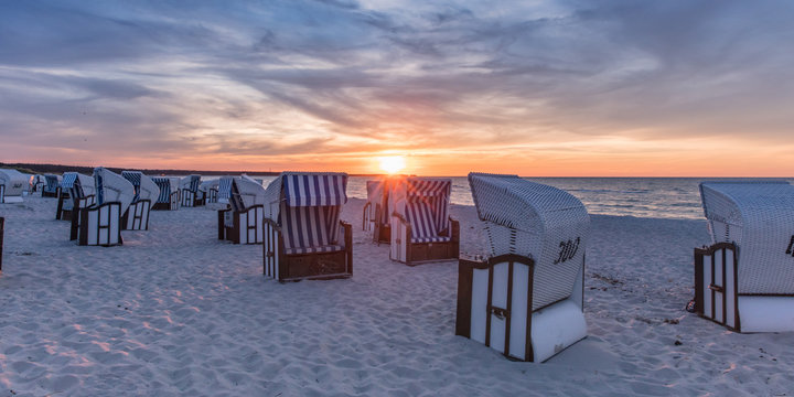 Meeer Bilder – Durchsuchen 94 Archivfotos, Vektorgrafiken und Videos ...