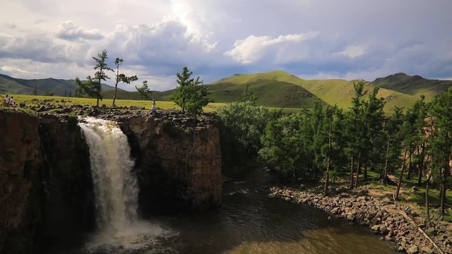 "Ulaan Tsutgalan" 影像 – 瀏覽 100 個素材庫相片、向量圖和影片 | Adobe Stock