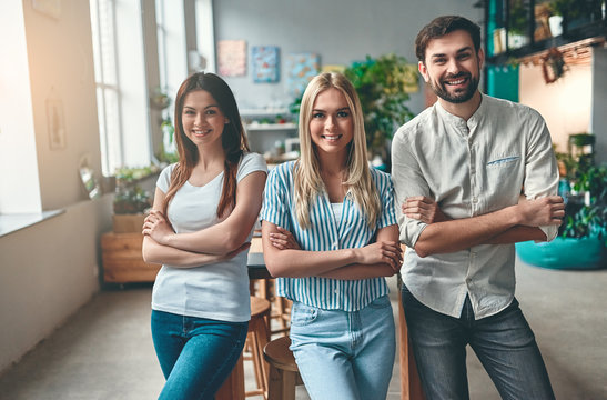 Imagens de Casual – Explore Fotografias do Stock, Vetores e Vídeos de ...