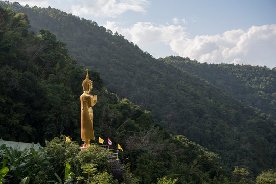 รูปภาพKhene – เลือกดูภาพถ่ายสต็อก เวกเตอร์ และวิดีโอ204 | Adobe Stock