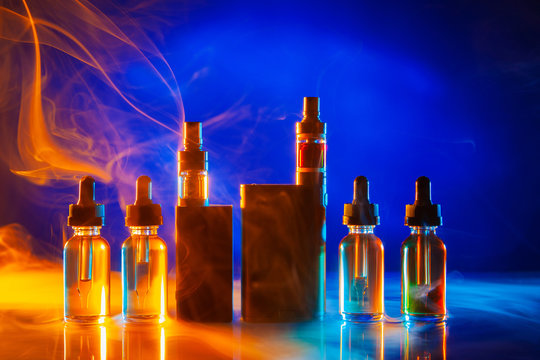 Vapes bilder – Bläddra bland 80,808 stockfoton, vektorer och videor ...
