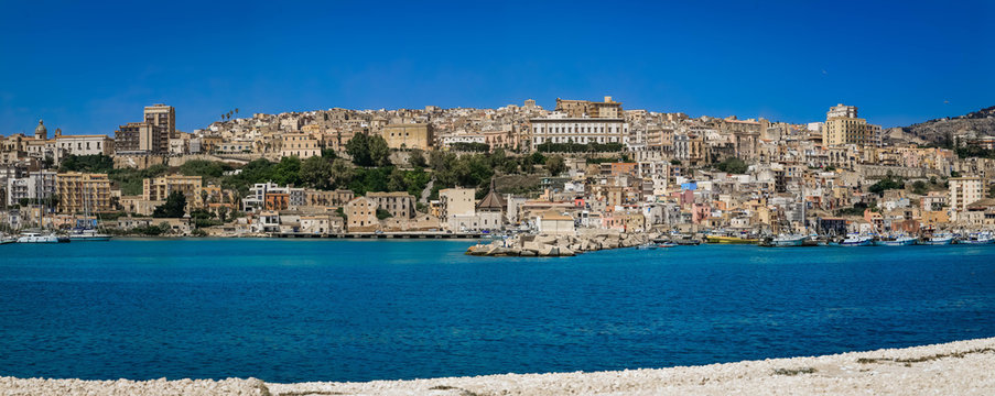 Sciacca Bilder – Durchsuchen 1,539 Archivfotos, Vektorgrafiken und ...
