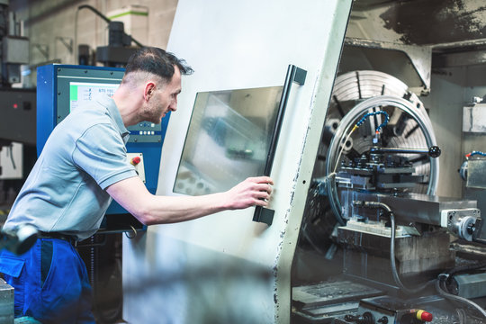 "Mechanical Engineering" Images – Browse 31,672 Stock Photos, Vectors ...