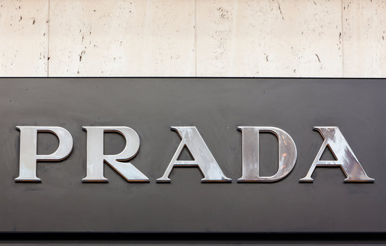 1,392 件の最適な Prada 画像、ストック写真、ベクター | Adobe Stock