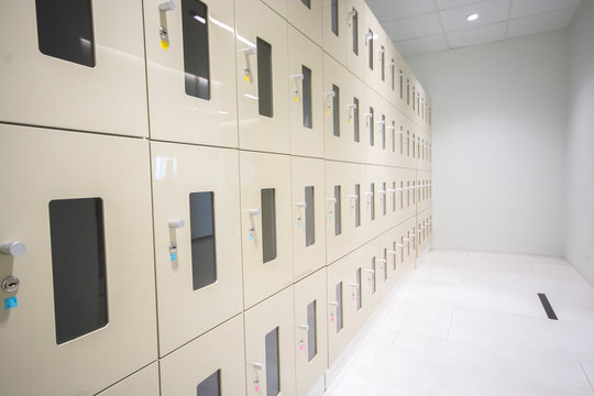 รูปภาพLocker-Room – เลือกดูภาพถ่ายสต็อก เวกเตอร์ และวิดีโอ724 | Adobe Stock