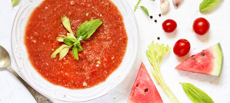 Imágenes de Watermelon Gazpacho: descubre bancos de fotos, ilustraciones, vectores y vídeos de ...