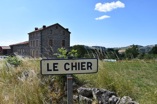 Chier Images – Browse 30 Stock Photos, Vectors, and Video | Adobe Stock