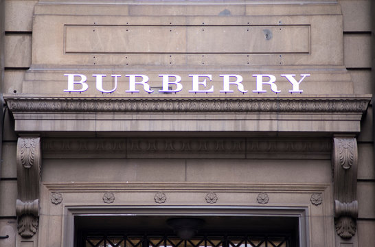 รูปภาพBurberry – เลือกดูภาพถ่ายสต็อก เวกเตอร์ และวิดีโอ814 | Adobe Stock