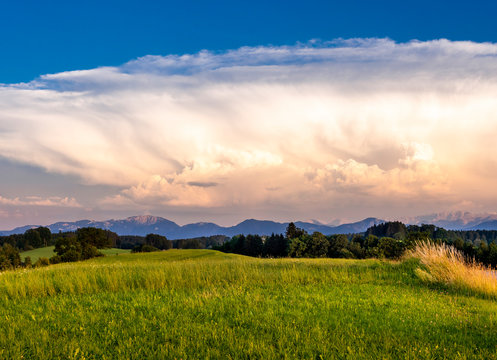 Cumulon bilder – Bläddra bland 92 stockfoton, vektorer och videor ...
