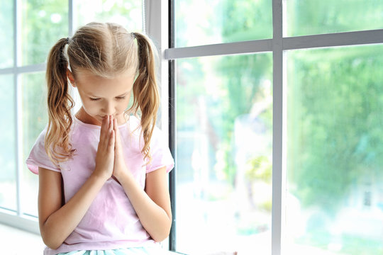 Cute.catholic 影像 – 瀏覽 22,573 個素材庫相片、向量圖和影片 | Adobe Stock