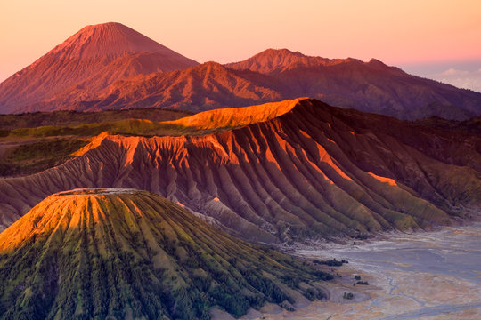 Bromo Imagens – Procure 38,830 fotos, vetores e vídeos | Adobe Stock