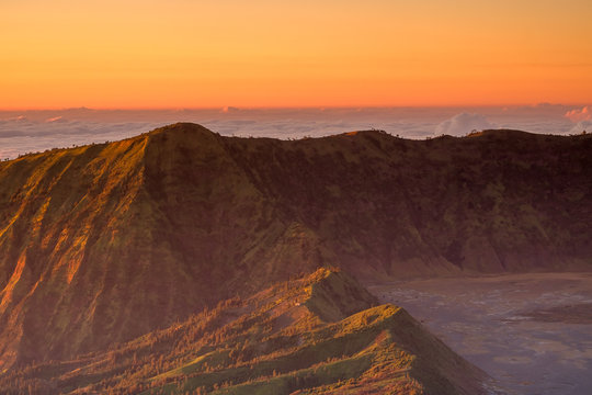 รูปภาพMahameru – เลือกดูภาพถ่ายสต็อก เวกเตอร์ และวิดีโอ98 | Adobe Stock
