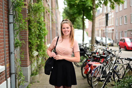 "Dutch Student" Billeder – Gennemse 90 stockfotos, vektorer og videoer ...