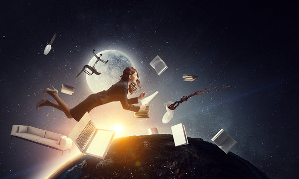 รูปภาพLevitating – เลือกดูภาพถ่ายสต็อก เวกเตอร์ และวิดีโอ239,765 ...