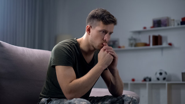 Ptsd Bilder – Durchsuchen 13,016 Archivfotos, Vektorgrafiken und Videos ...