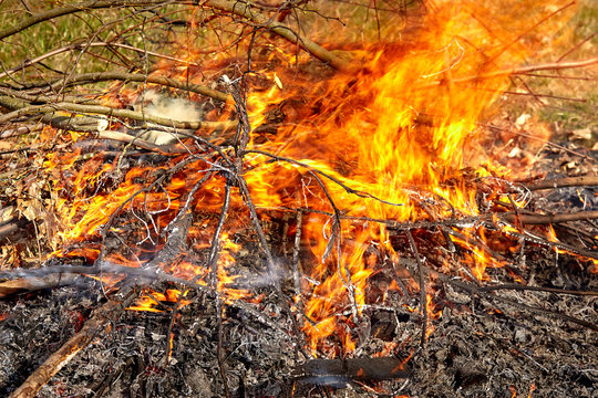 "Ignite Fire" Bilder – Durchsuchen 105 Archivfotos, Vektorgrafiken und ...