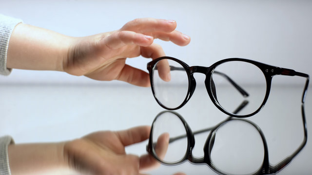 Spectacles Images – Browse 120,351 Stock Photos, Vectors, and Video ...
