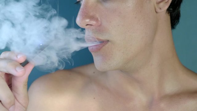 Vape-Mod - Images et vidéos libres de droits | Adobe Stock