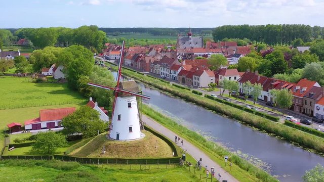 รูปภาพDamme – เลือกดูภาพถ่ายสต็อก เวกเตอร์ และวิดีโอ2,895 | Adobe Stock