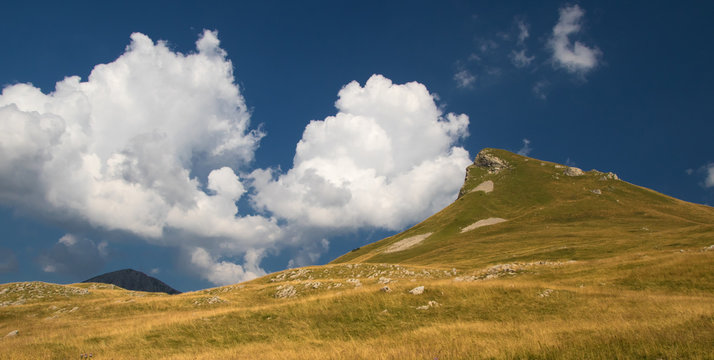 Stog Bilder – Durchsuchen 64 Archivfotos, Vektorgrafiken und Videos ...