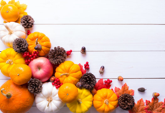 Erntedankkorb Bilder – Durchsuchen 1,111 Archivfotos, Vektorgrafiken ...