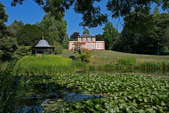 Prinz-Emil-Schlößchen-Bilder: Stock-Fotos & -Videos. | Adobe Stock