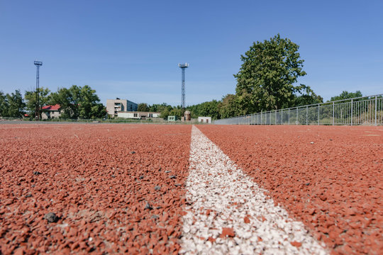 "Red Running Track" Images – Browse 111 Stock Photos, Vectors, and ...