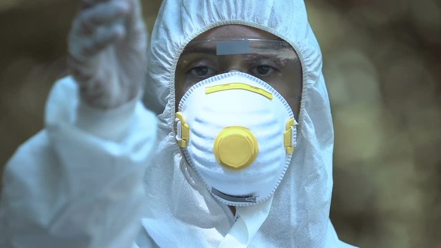 Biohazardous bilder – Bläddra bland 483 stockfoton, vektorer och videor ...