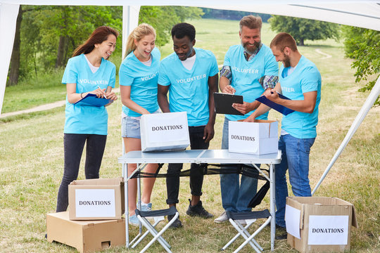 331 BEST "Voluntary Work" IMAGES, STOCK PHOTOS & VECTORS | Adobe Stock