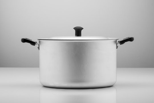 "Aluminum Pan" Images – Browse 142 Stock Photos, Vectors, and Video ...