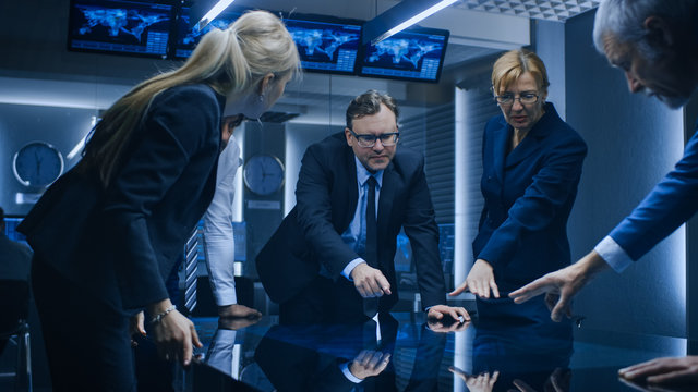 "Fbi Agent" Imagens – Procure 980 fotos, vetores e vídeos | Adobe Stock