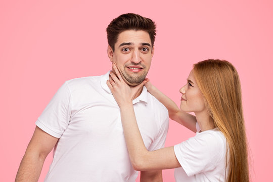 Strangle Bilder Durchsuchen 28 197 Archivfotos Vektorgrafiken Und Videos Adobe Stock