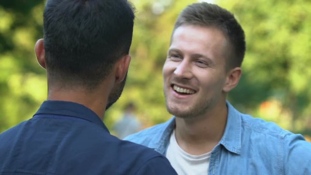 รูปภาพBuddies – เลือกดูภาพถ่ายสต็อก เวกเตอร์ และวิดีโอ358,674 | Adobe Stock