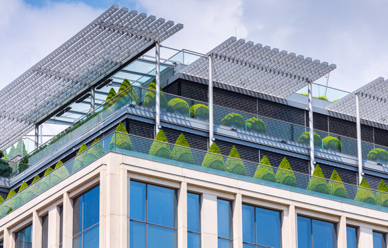 Kegeldach Bilder – Durchsuchen 5,787 Archivfotos, Vektorgrafiken und ...