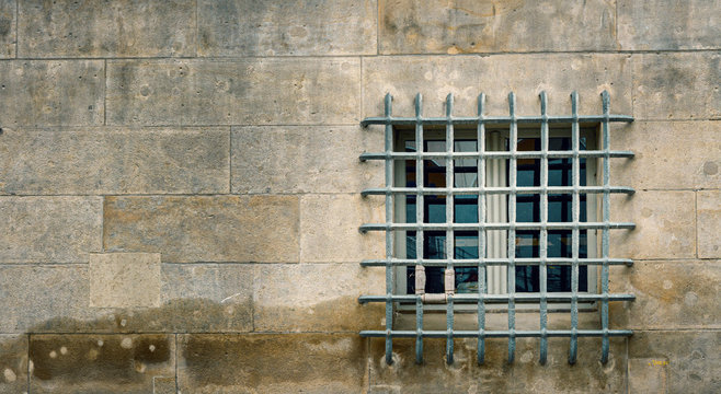 Eisengitter bilder – Bläddra bland 894 stockfoton, vektorer och videor ...