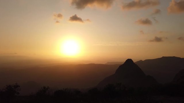 Lonavala Bilder – Durchsuchen 558 Archivfotos, Vektorgrafiken und ...