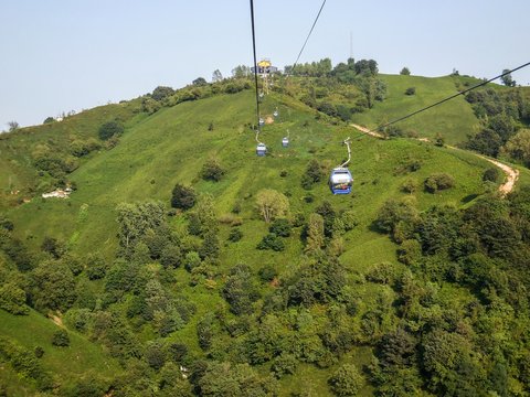 รูปภาพTelecabin – เลือกดูภาพถ่ายสต็อก เวกเตอร์ และวิดีโอ298 | Adobe Stock