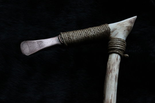 Kriegsaxt 影像 – 瀏覽 113 個素材庫相片、向量圖和影片 | Adobe Stock
