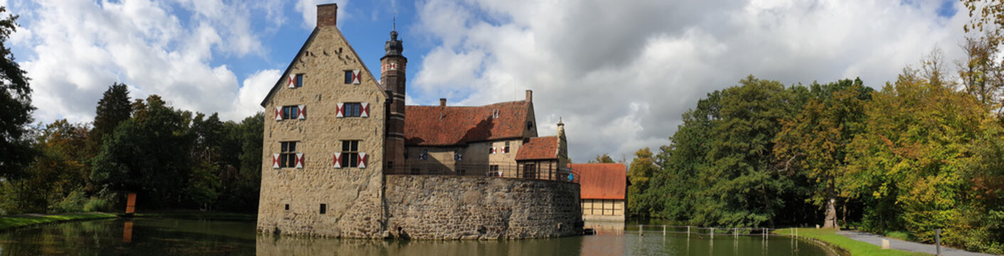 รูปภาพWehrburg – เลือกดูภาพถ่ายสต็อก เวกเตอร์ และวิดีโอ293 | Adobe Stock