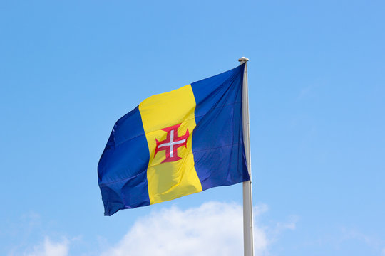 รูปภาพTriband – เลือกดูภาพถ่ายสต็อก เวกเตอร์ และวิดีโอ3,029 | Adobe Stock